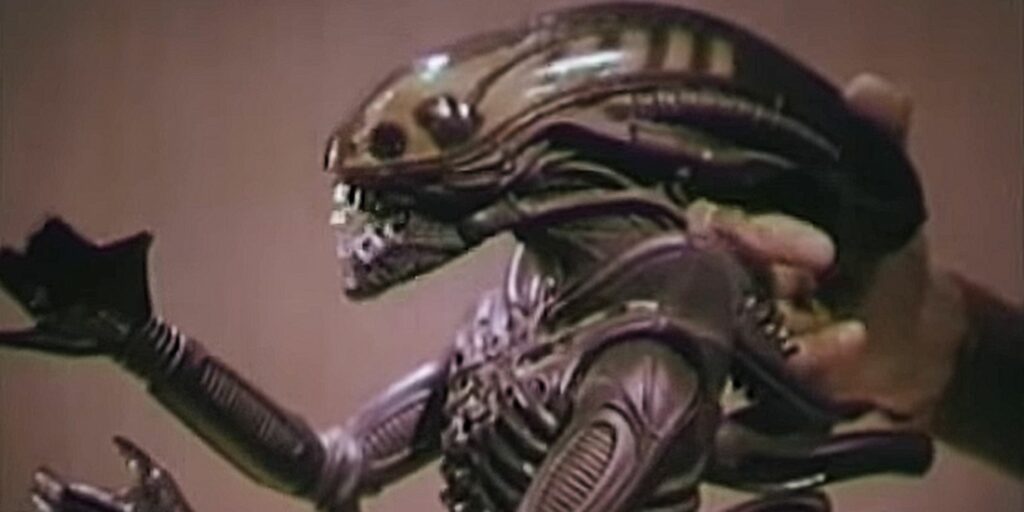 The Story of the Infamous 1979 'Alien' Action Figure - Other ...